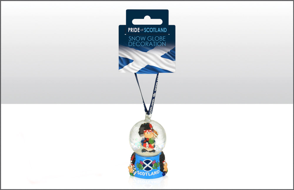 Comical Piper Snowglobe Decoration | The Scotland Shop
