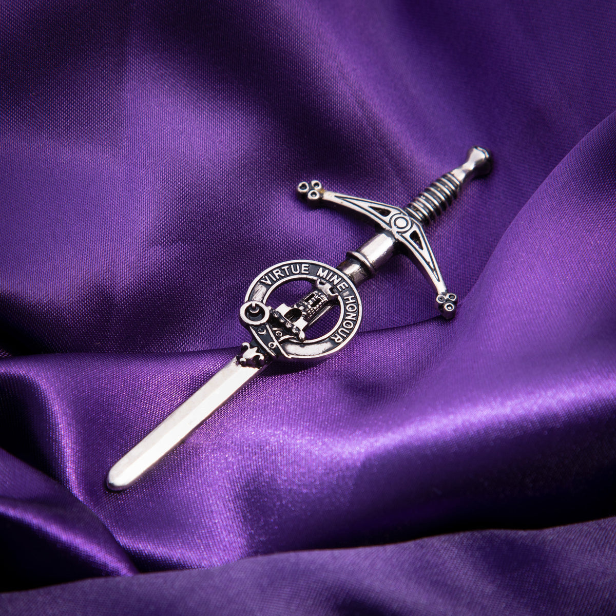 Clan Kilt Pin Maclean | The Scotland Shop