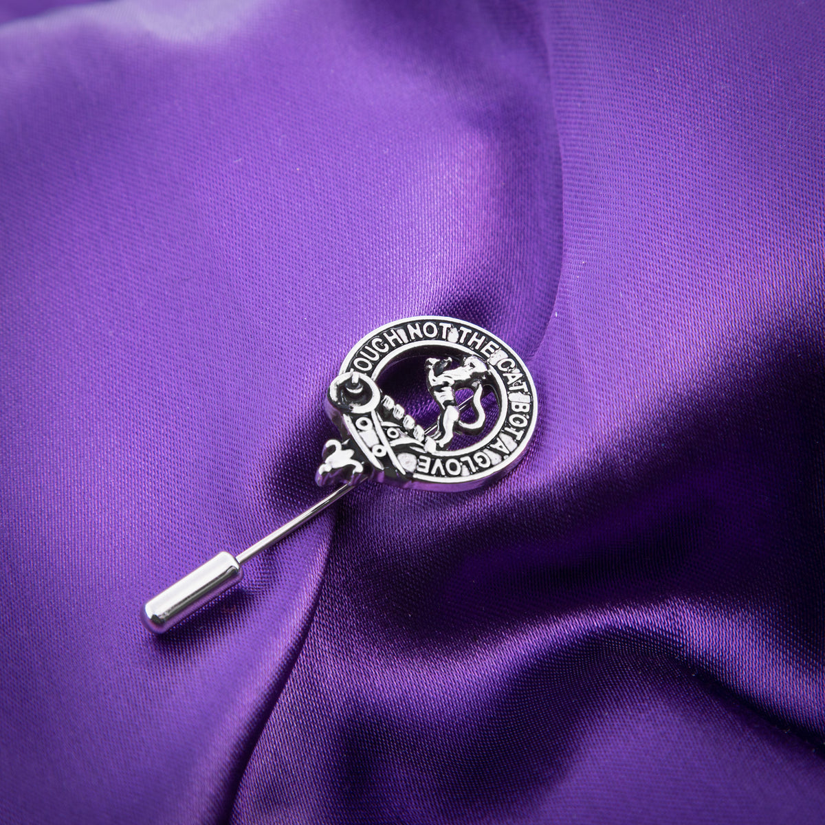 Clan Lapel Pin Macintosh | The Scotland Shop