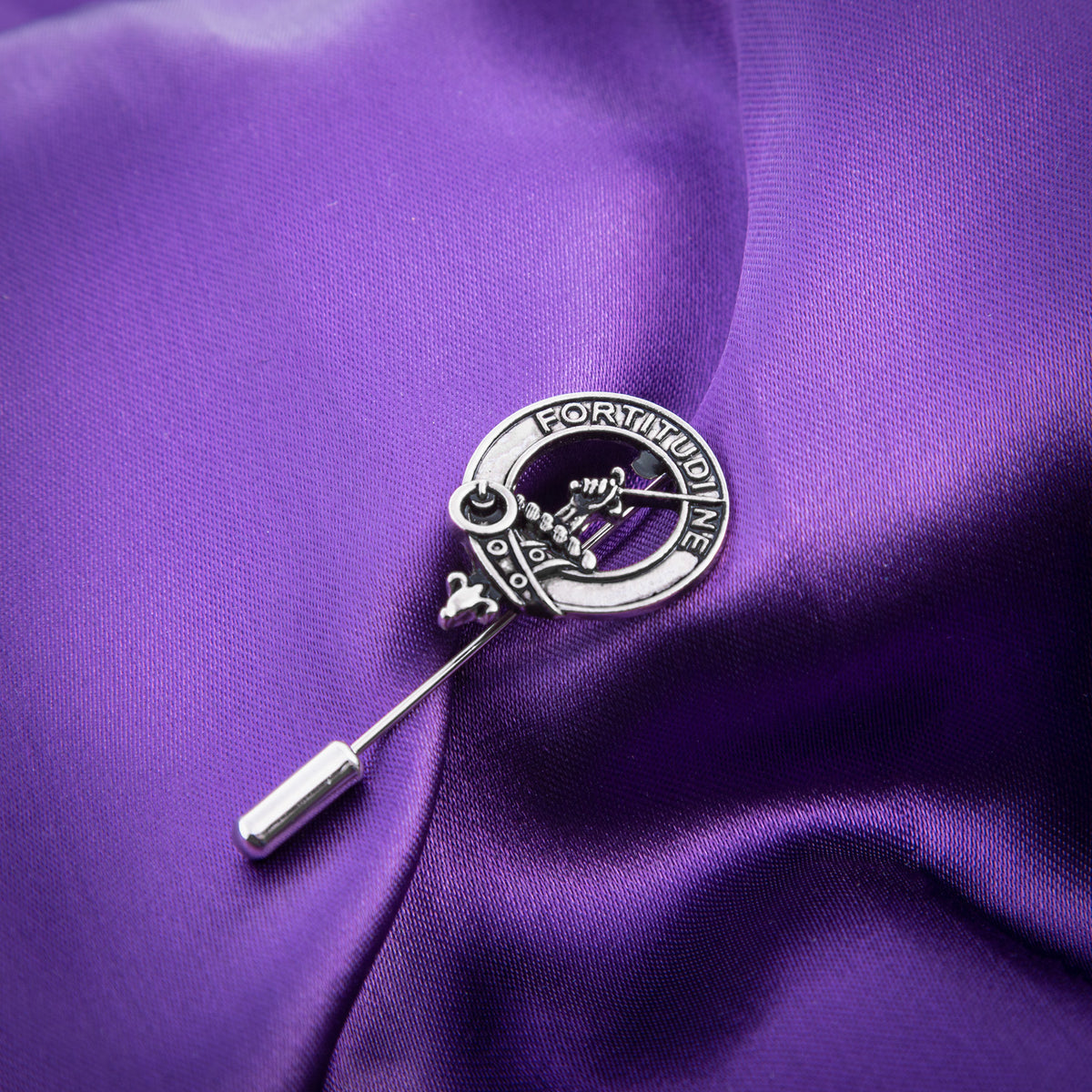 Clan Lapel Pin Macrae | The Scotland Shop