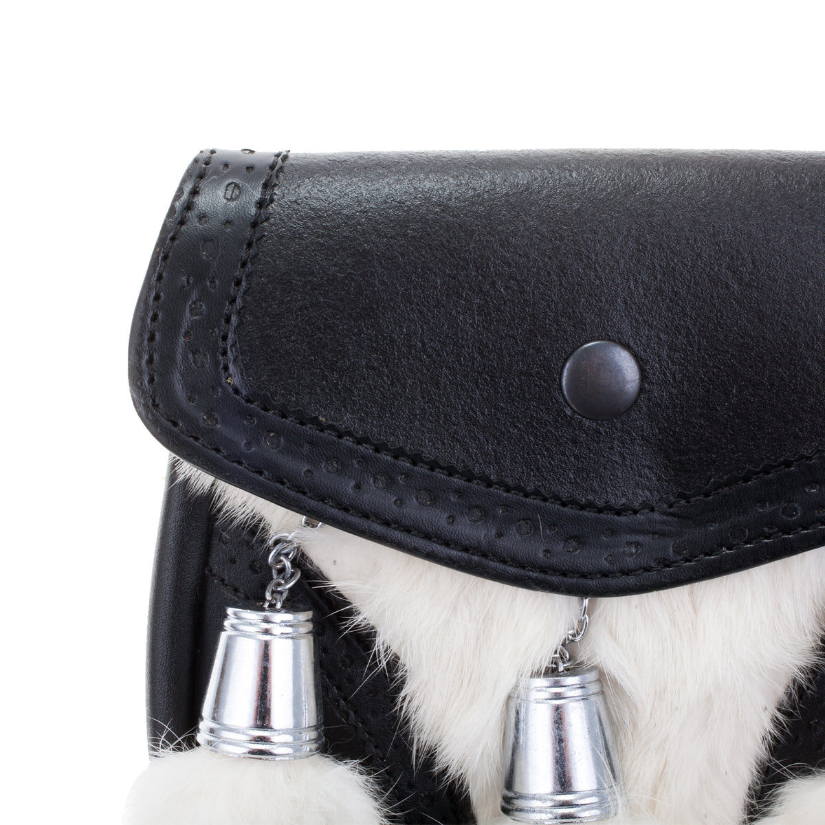 Half Dress Sporran With Leather Sides, Chrome Rabbit Fur | The Scotlan ...